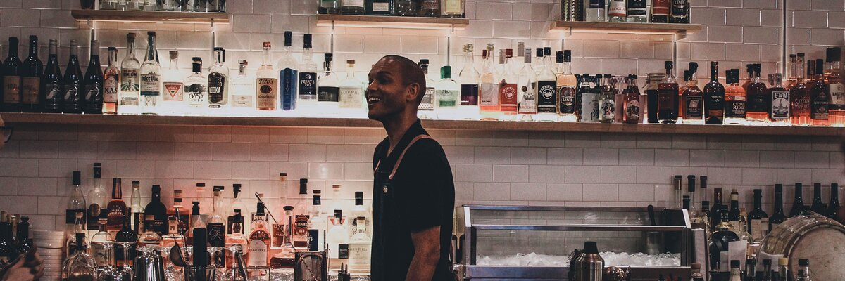 support your local bar | Schweppes Deutschland